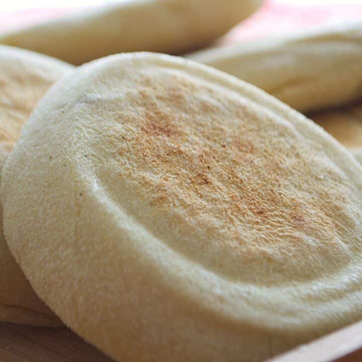 Moroccan Batbout Recipe - Amira's Pantry