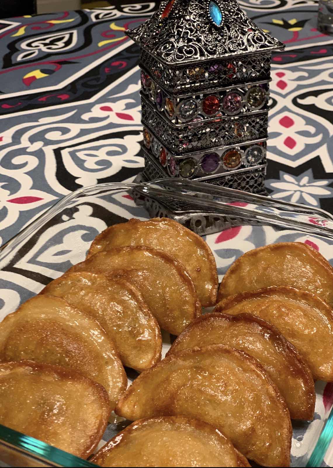 Qatayef (Katayef) Recipe; folded pancakes with nuts - Amira's Pantry