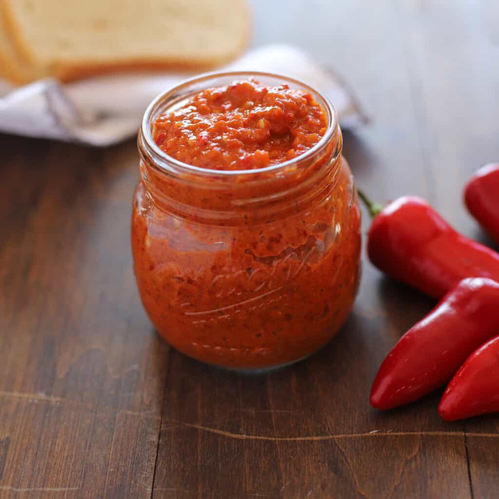 Easy Homemade Harissa (Fresh Ingredients) - Amira's Pantry