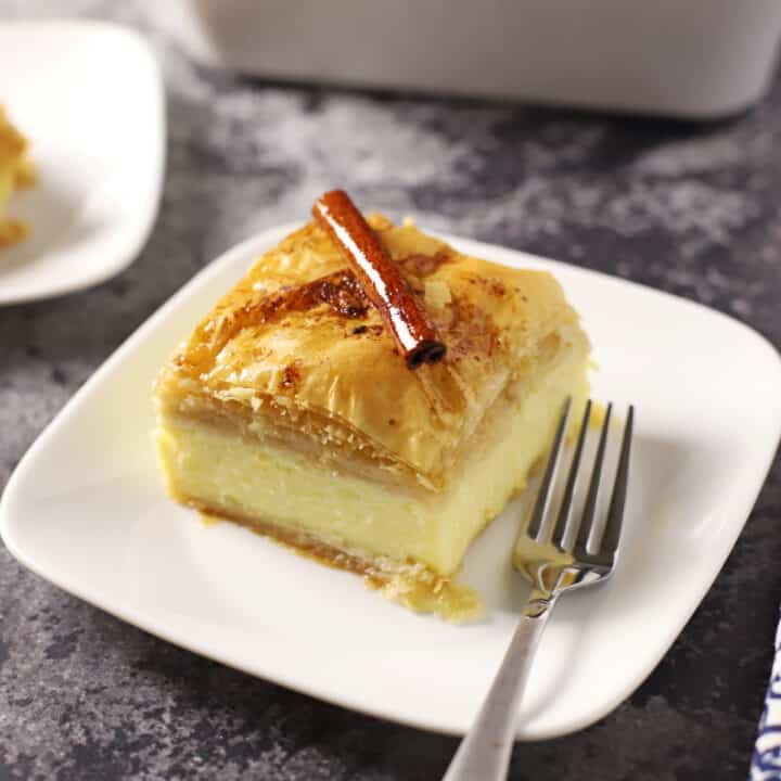 Galaktoboureko Recipe (Greek Custard Pie) - Amira's Pantry