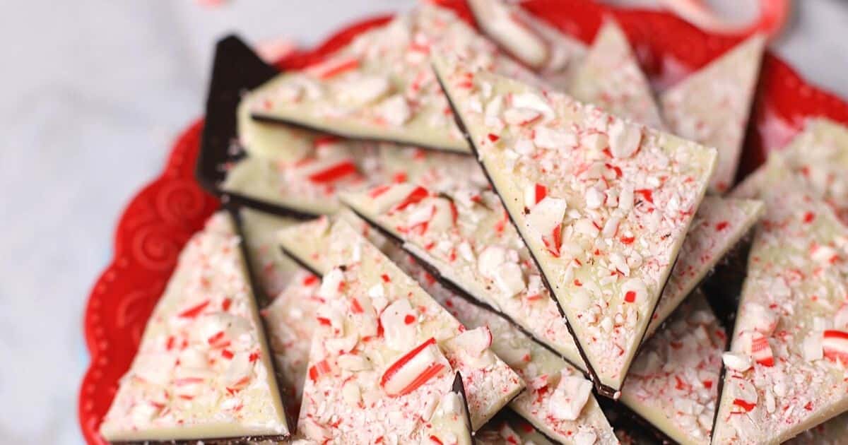 Dark Chocolate Peppermint Bark - Amira's Pantry