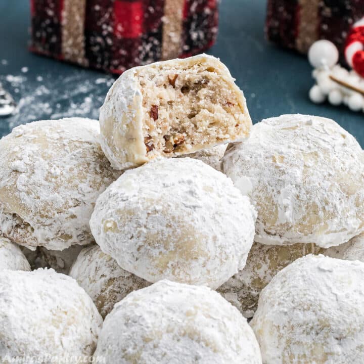 Egyptian butter cookies ( petit fours / betefour) - Amira's Pantry