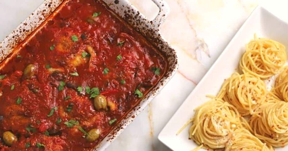 Chicken Cacciatore (An Easy Italian Dinner Recipe) - Amira's Pantry
