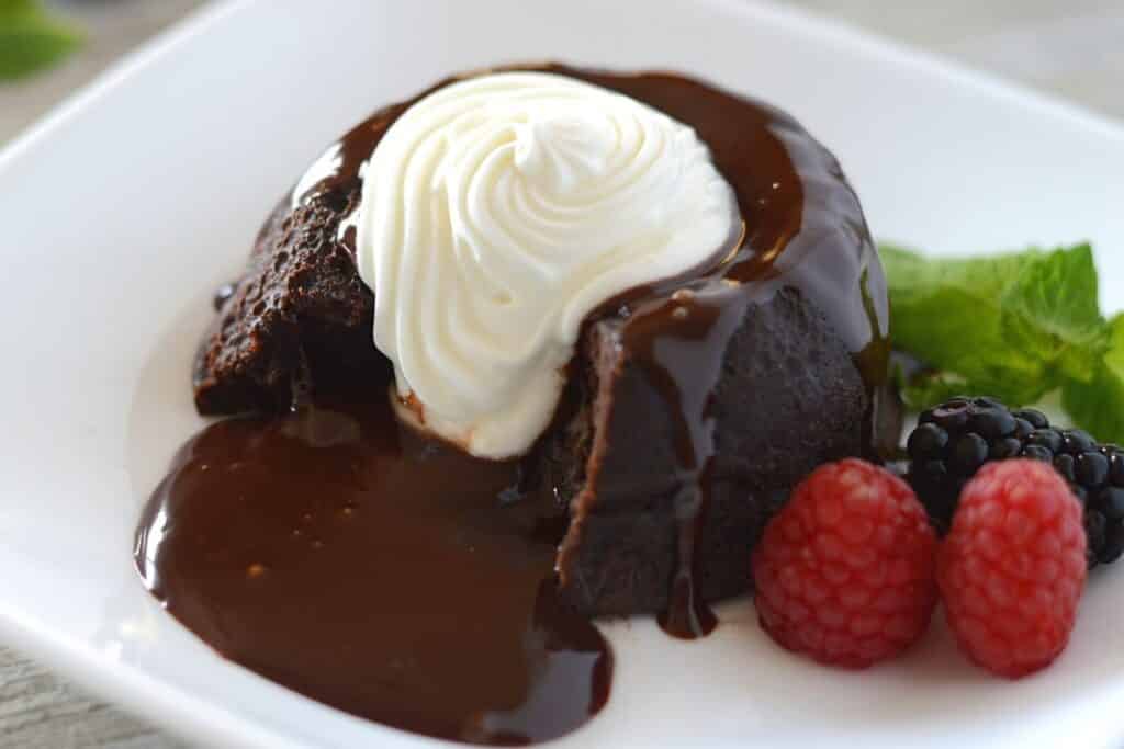 Chocolate Molten Lava Cakes (Easy, 20-minute Dessert) - Amira's Pantry
