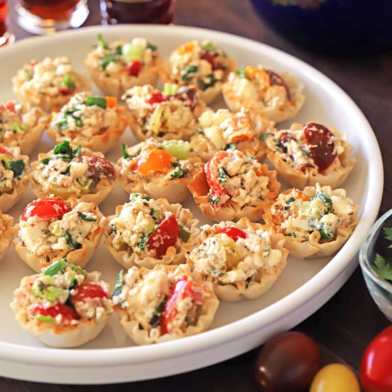 Vegetarian Phyllo Cup Appetizers {No Bake} - Amira's Pantry