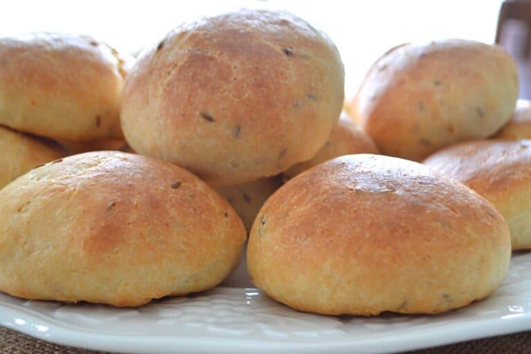 Stuffed Rolls - Amira's Pantry