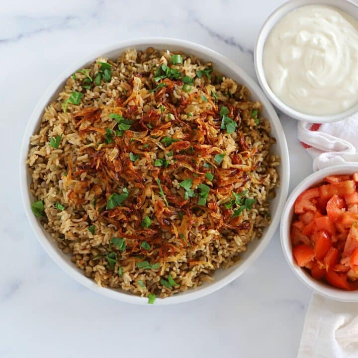 Mujadara {One Pot Lebanese Lentils and Rice Recipe} - Amira's Pantry