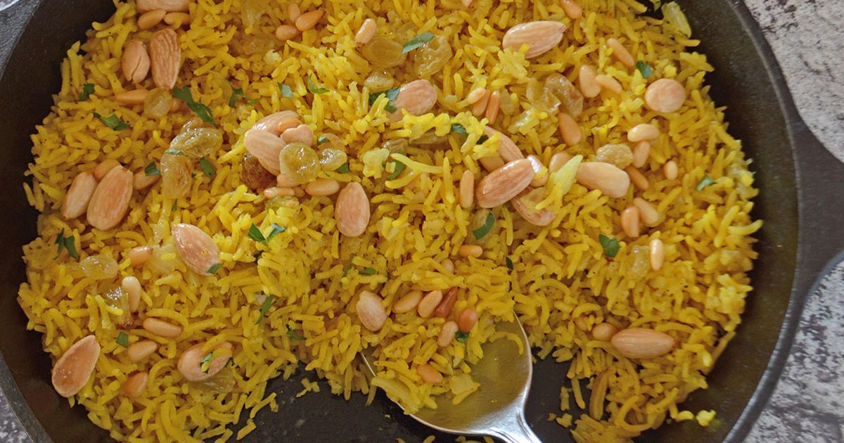 Easy Yellow Rice Recipe {Vibrant with authentic flavors} - Amira's Pantry