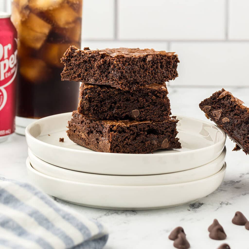 Easy Dr Pepper Brownies Recipe (With Brownie Mix) - Amira's Pantry