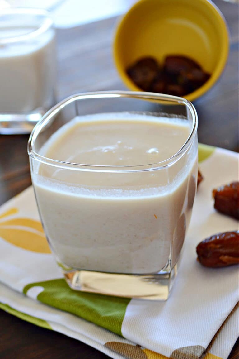 Date Shake (Healthy, 3-ingredient Recipe) - Amira's Pantry