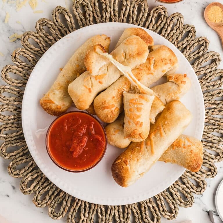 Homemade Cheese Stuffed Breadstick (East Recipe) - Amira's Pantry