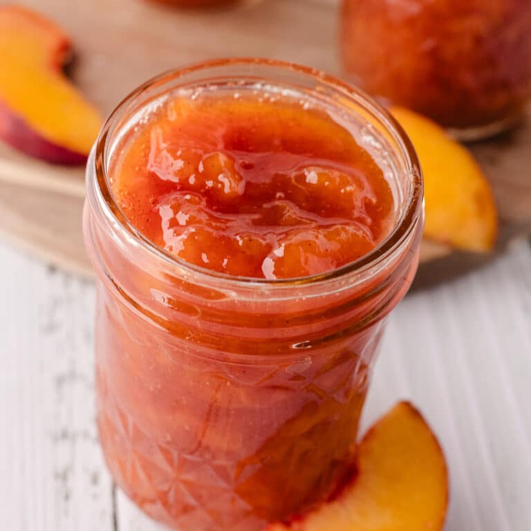 Best Homemade Peach Jam (Easy No Pectin Recipe) - Amira's Pantry