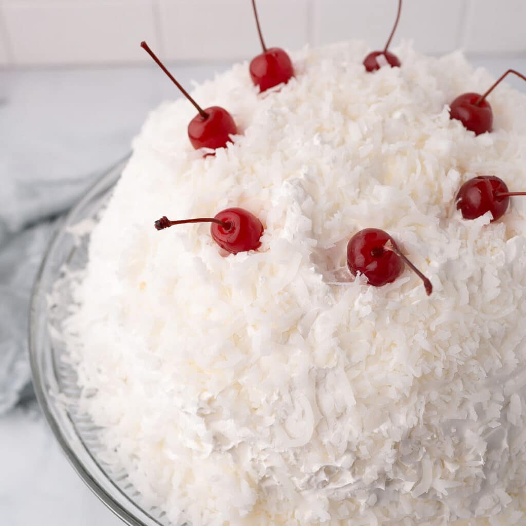 Old Fashioned Snowball Cake (No Bake, Easy Recipe) - Amira's Pantry