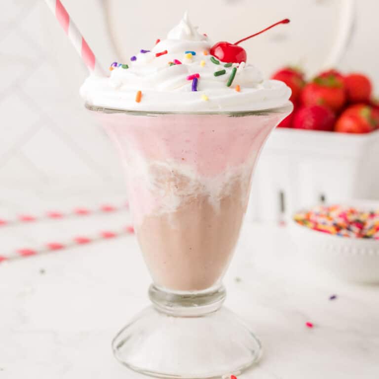 Neapolitan Milkshake (Easy & Creamy Recipe) - Amira's Pantry