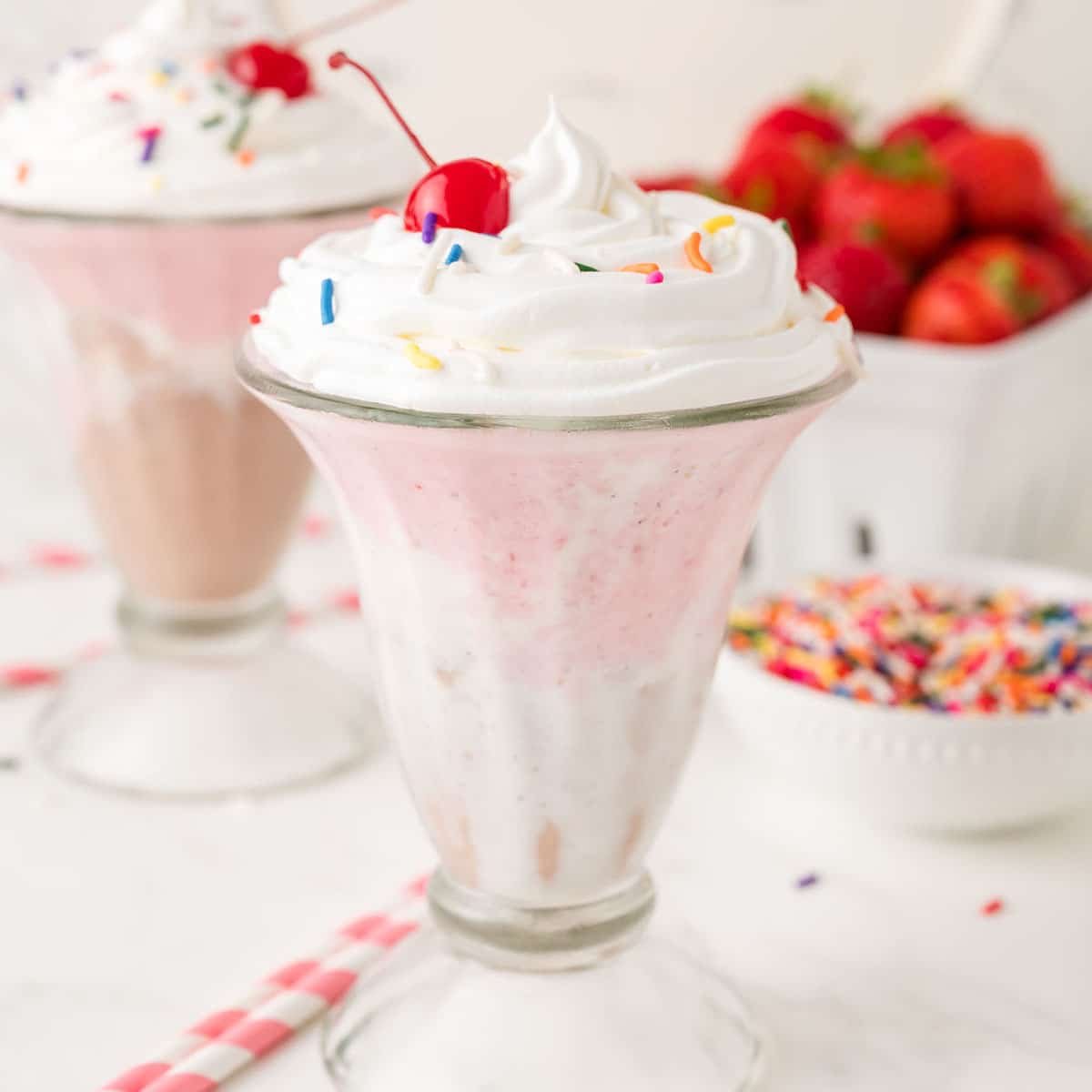 Neapolitan Milkshake (Easy & Creamy Recipe) - Amira's Pantry