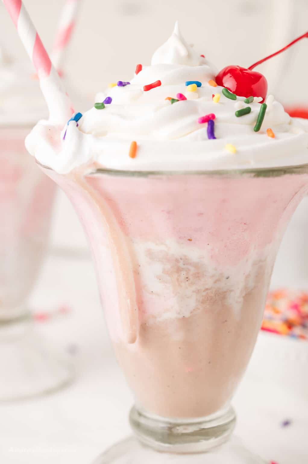 Neapolitan Milkshake (Easy & Creamy Recipe) - Amira's Pantry