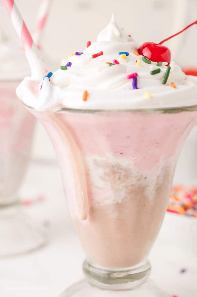 Neapolitan Milkshake (Easy & Creamy Recipe) - Amira's Pantry