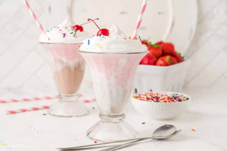 Neapolitan Milkshake (Easy & Creamy Recipe) - Amira's Pantry