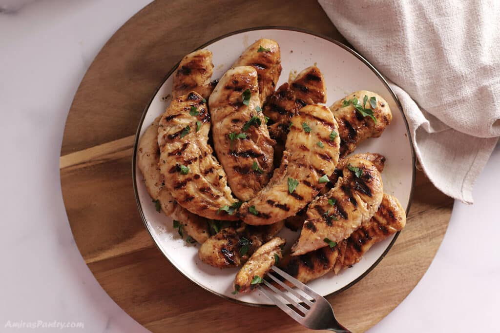 Cracker Barrel Chicken Tenders (Copycat Recipe) - Amira's Pantry