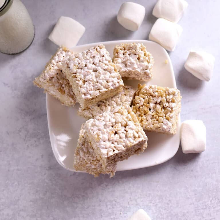Rice Krispie Treats (with Marshmallow Cream) - Amira's Pantry