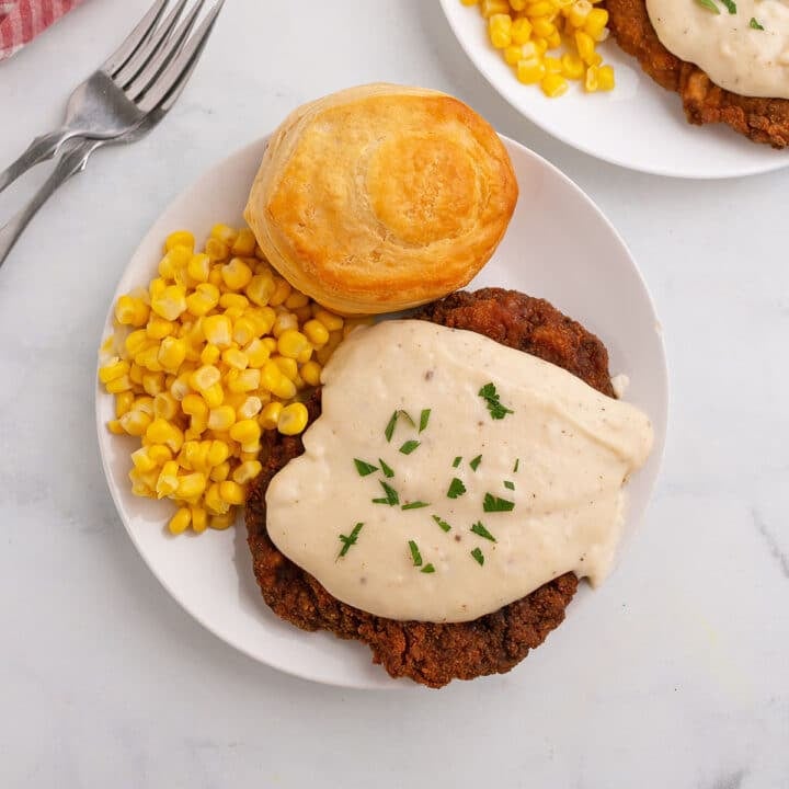 Cracker Barrel Country Fried Steak (Copycat Recipe) - Amira's Pantry