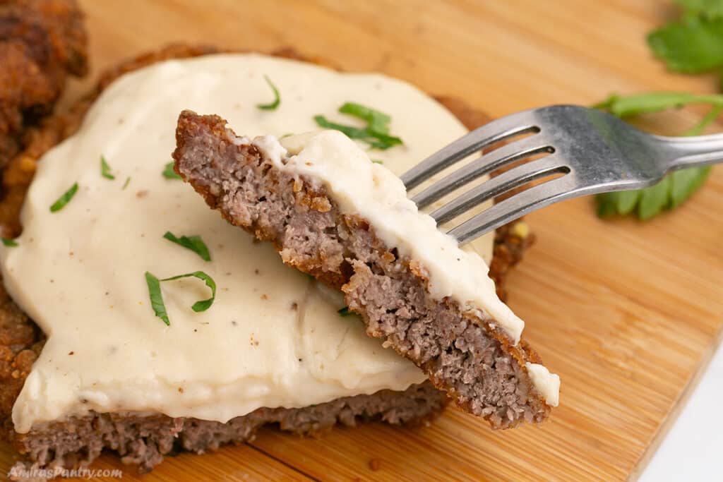 Cracker Barrel Country Fried Steak (Copycat Recipe) - Amira's Pantry